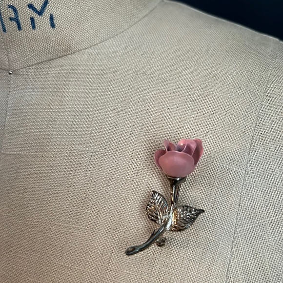Jewelry | Vintage Pink Rose Pin Brooch | Poshmark